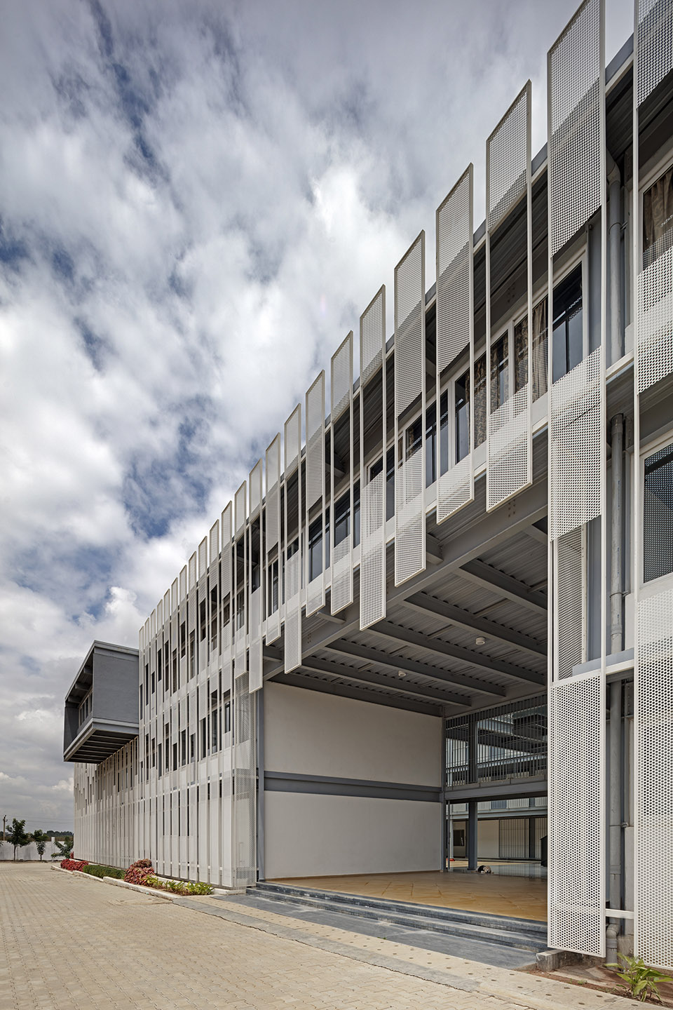 CMRU Admin and Academic Block, India by M9 Design Studio - 谷德设计网