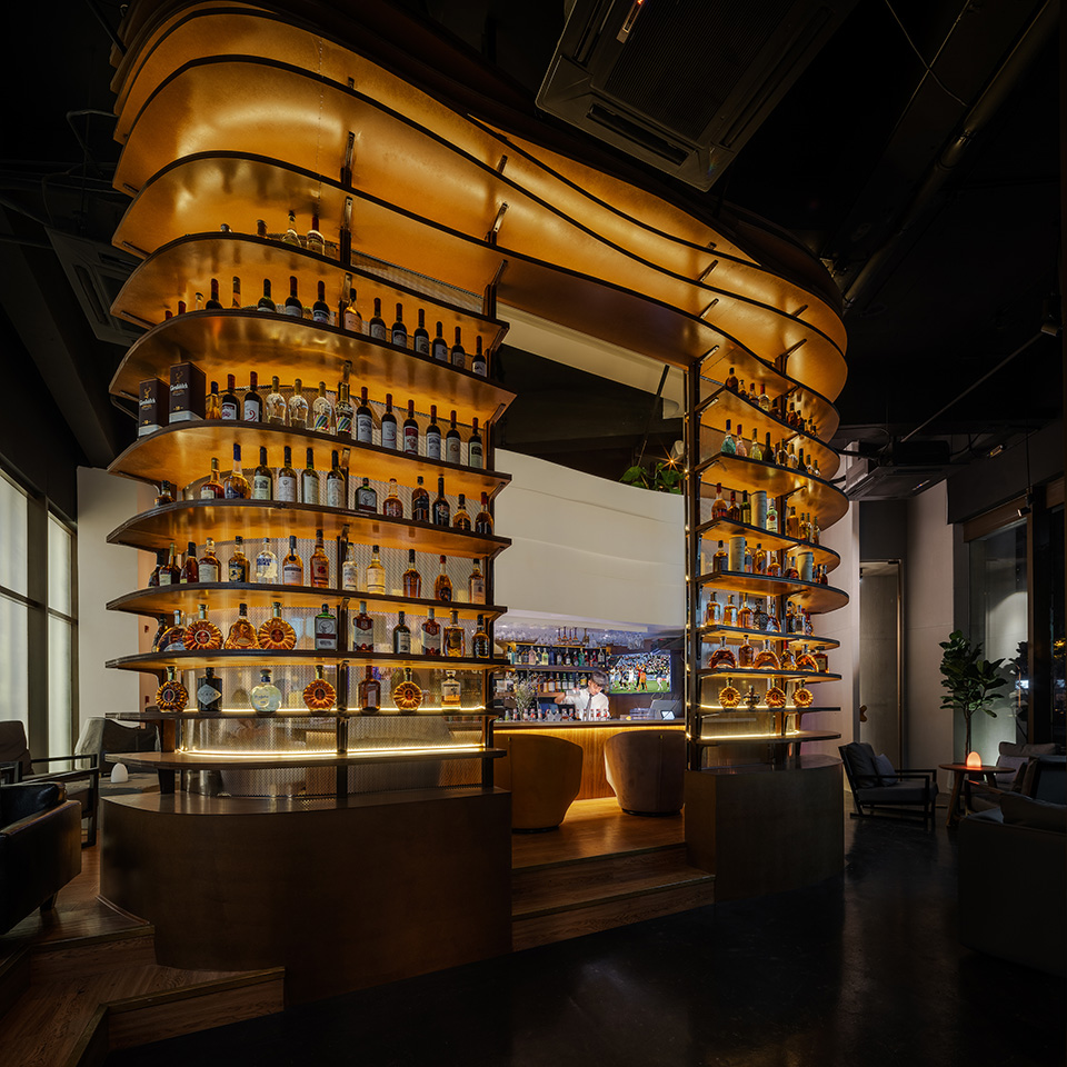 Hedge bar by Urban Stream Architects & Design - 谷德设计网