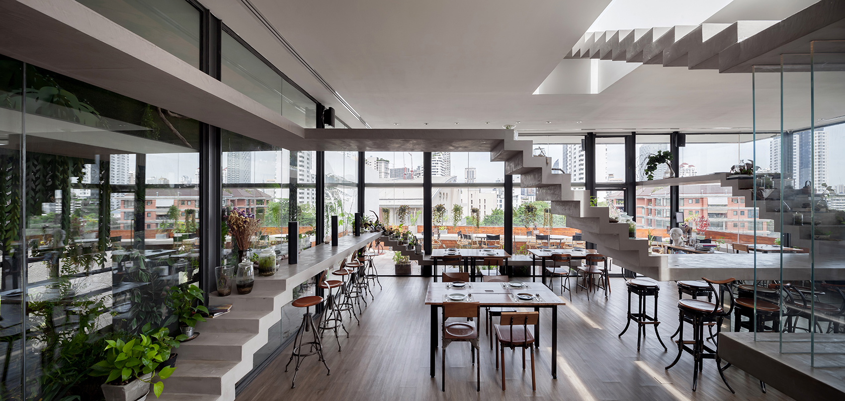 Nowhere Bar and Restaurant by Stu/D/O - 谷德设计网