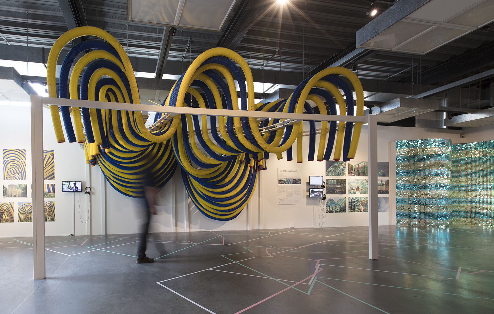 Fantastical Architecture, Art and Design. NEON: In the Studio - 谷德设计网
