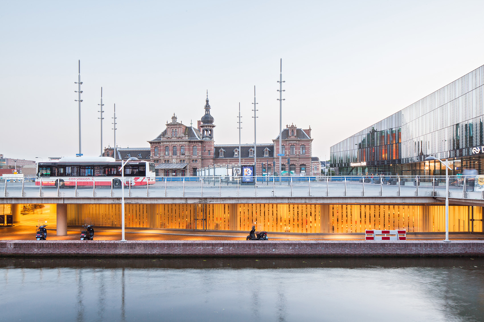 Delft City Hall and Train Station by Mecanoo - 谷德设计网