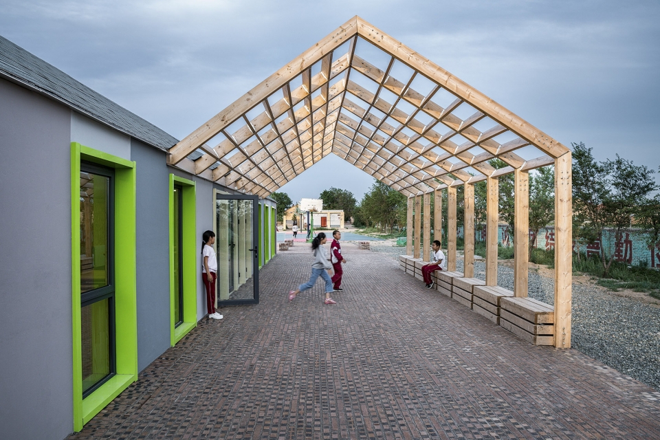 24-Er-tai-town-primary-school-library-China-by-dot-Architects-960x640 ...