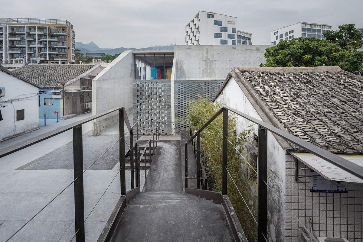 Community renovation and city-village coexistence in Yantian District ...