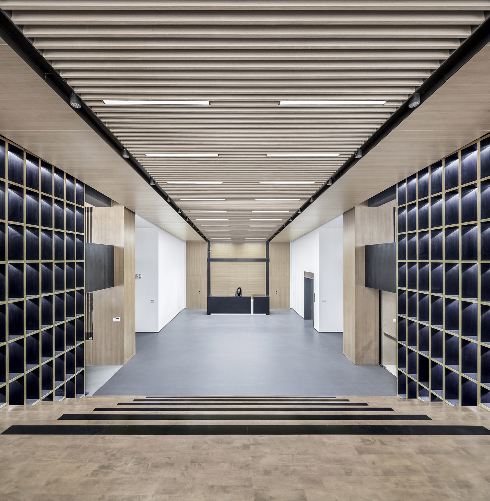 Office space renovation of Shanghai YuTu technology co., LTD by Mix ...