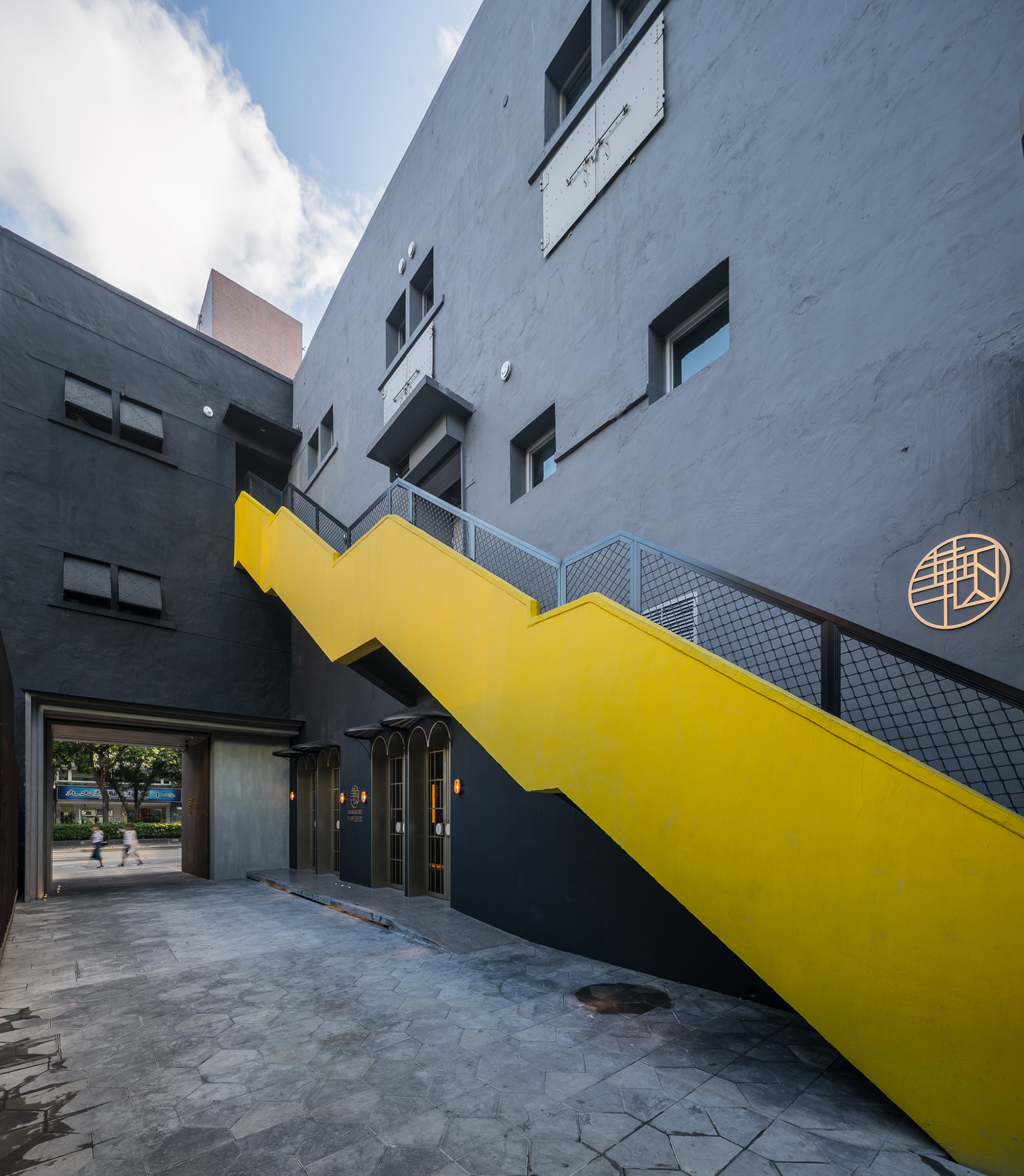 HuaShan Tin by Taipei Base Design Center - 谷德设计网