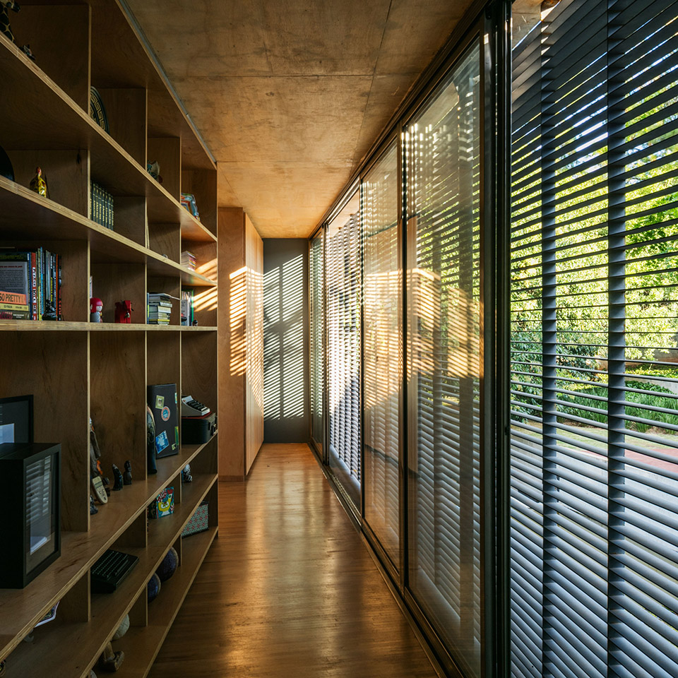 House in Cotia by UNA Arquitetos - 谷德设计网