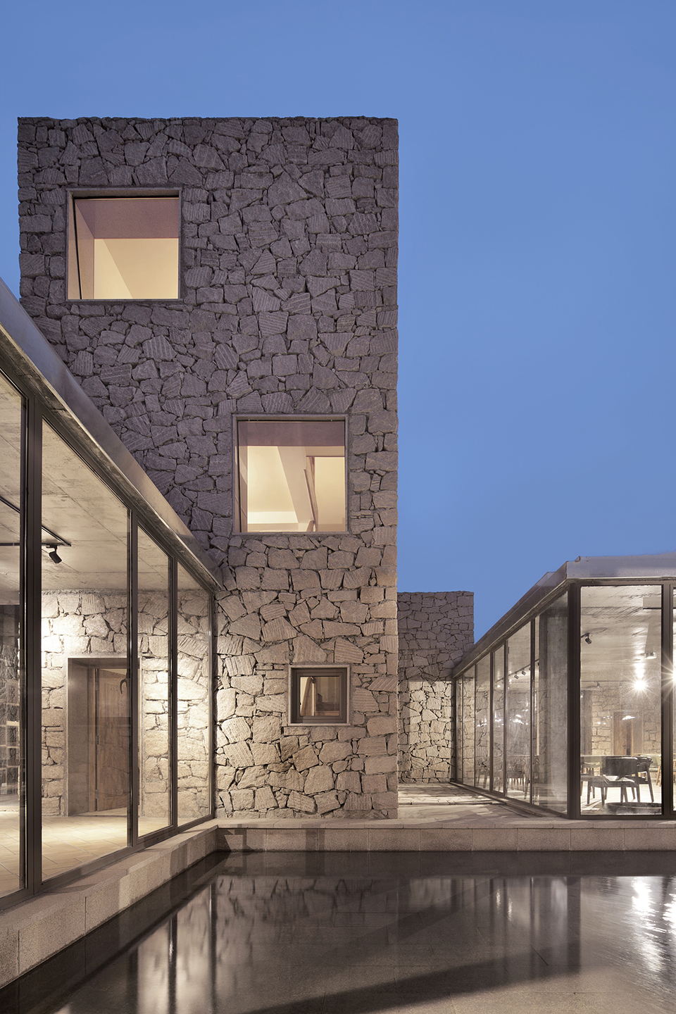 Redstone House, China by Atelier 100s+1 - 谷德设计网