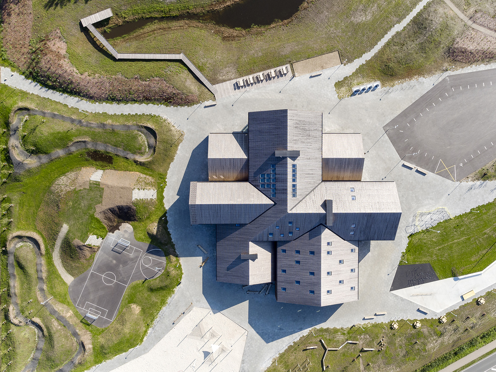 The Heart in Ikast by C.F. Møller Architects - 谷德设计网