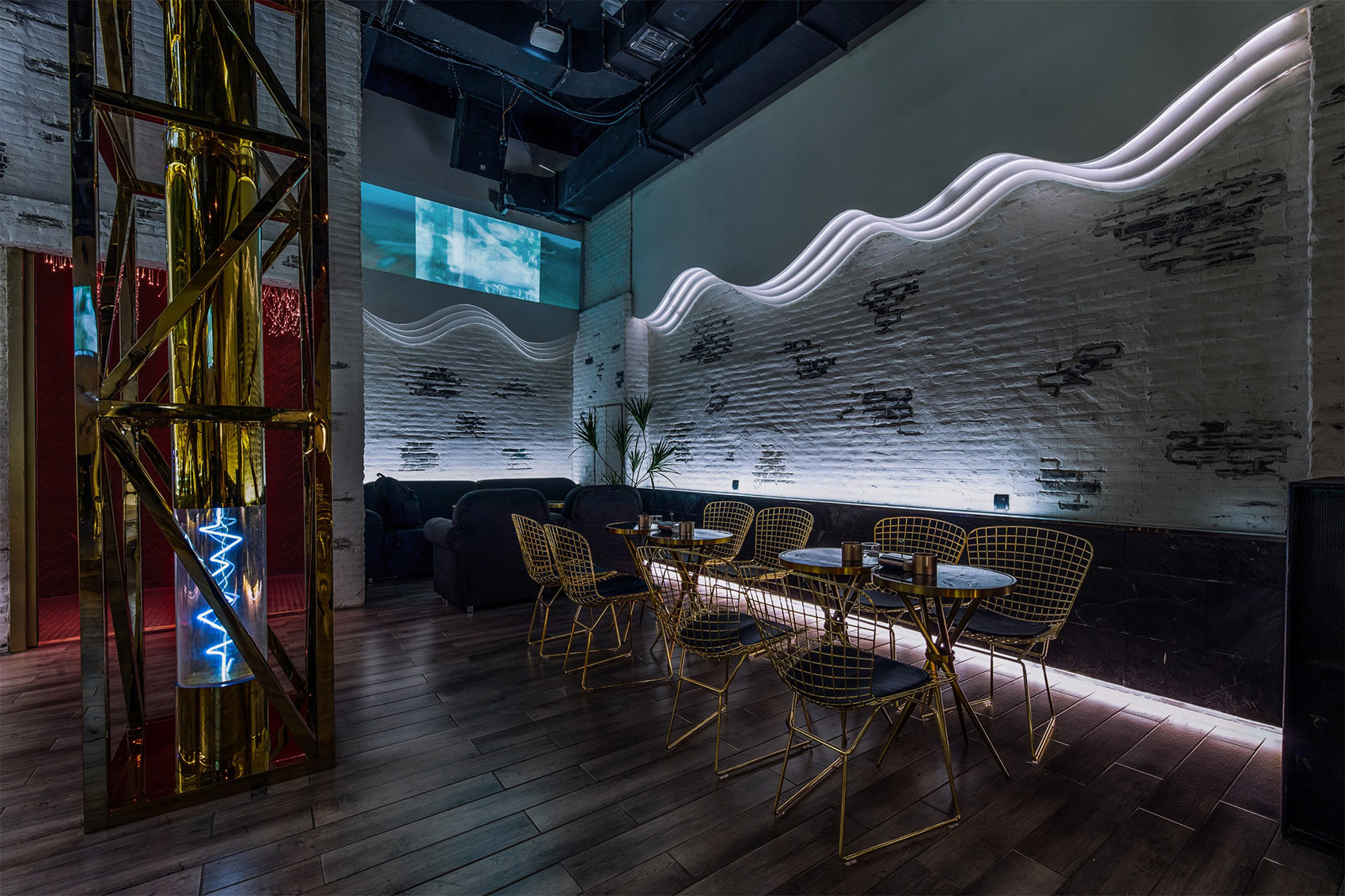 INS – LOUNGE BAR in Qinghai, China by JASON CHAN - 谷德设计网