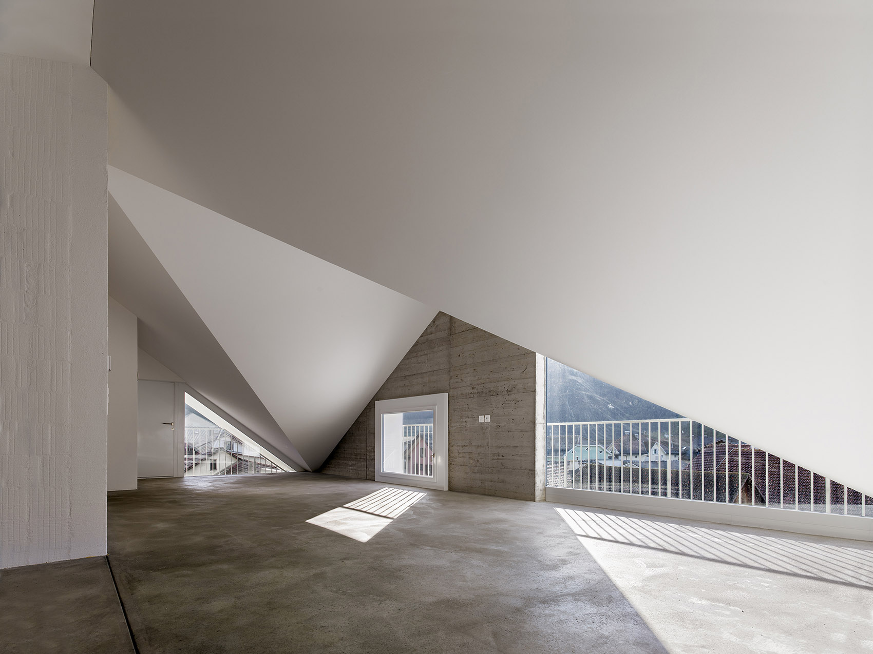 Apartment Building, Domat by Raphael Zuber - 谷德设计网