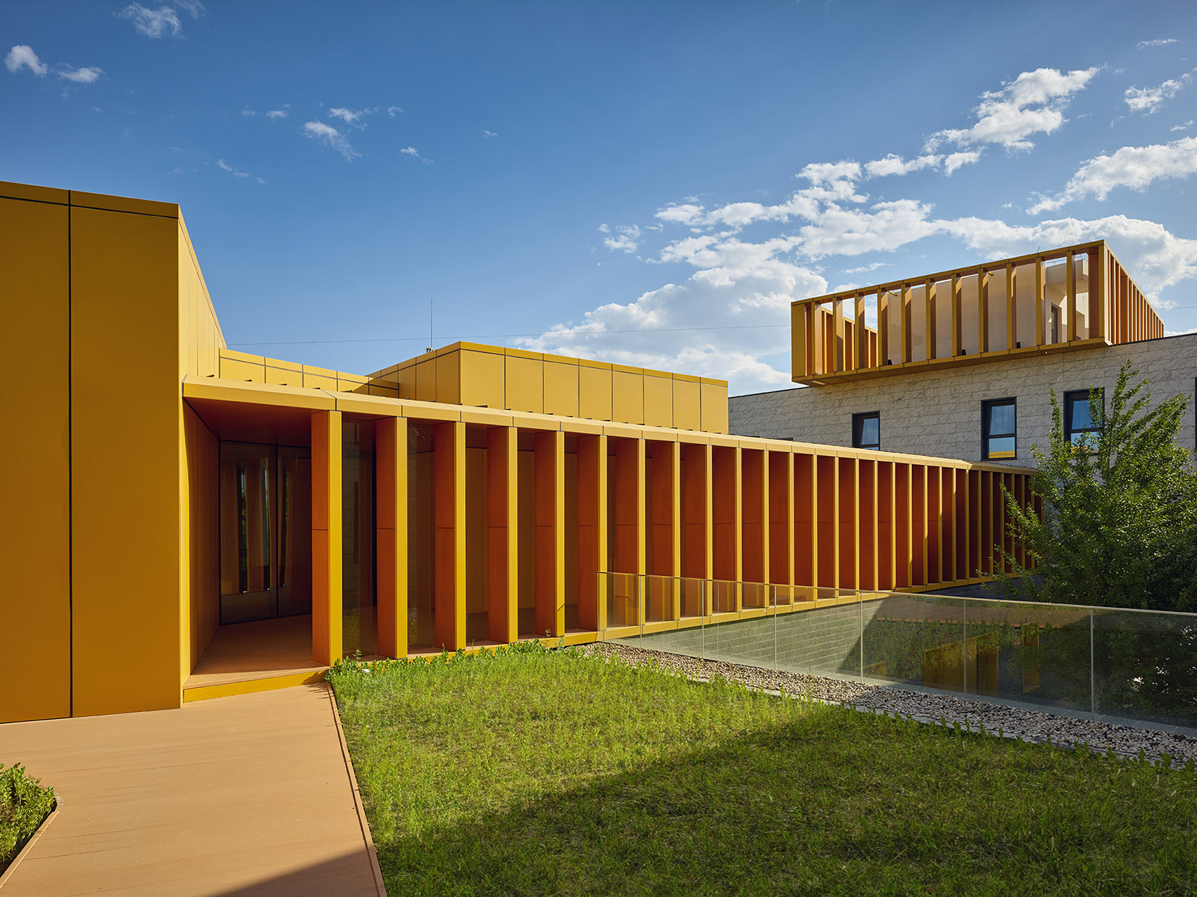 Administrative Building of Guihe Culture and Creative Park in Beijing ...