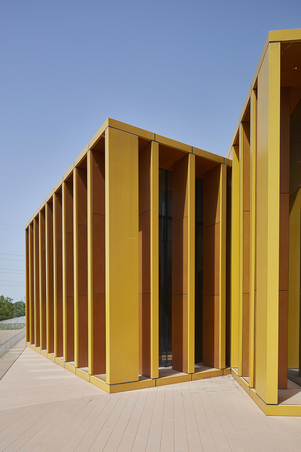 Administrative Building of Guihe Culture and Creative Park in Beijing ...