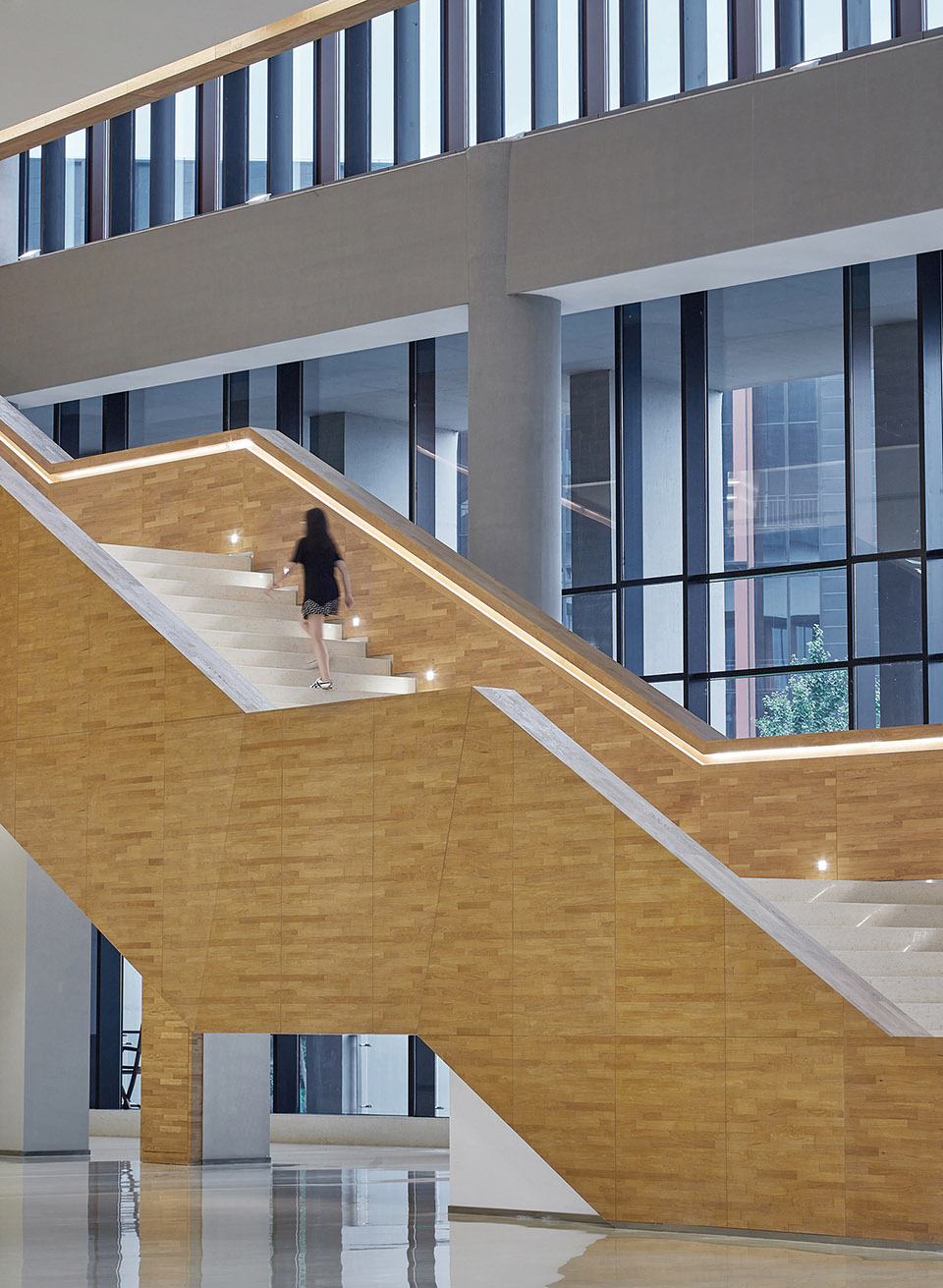 Wuhan Tencent R&D Center, China by Ideal Design & Construction Inc. - 谷德设计网