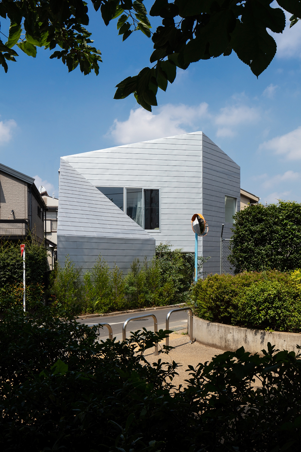 K2 House by Taketo Shimohigoshi / A.A.E. - 谷德设计网