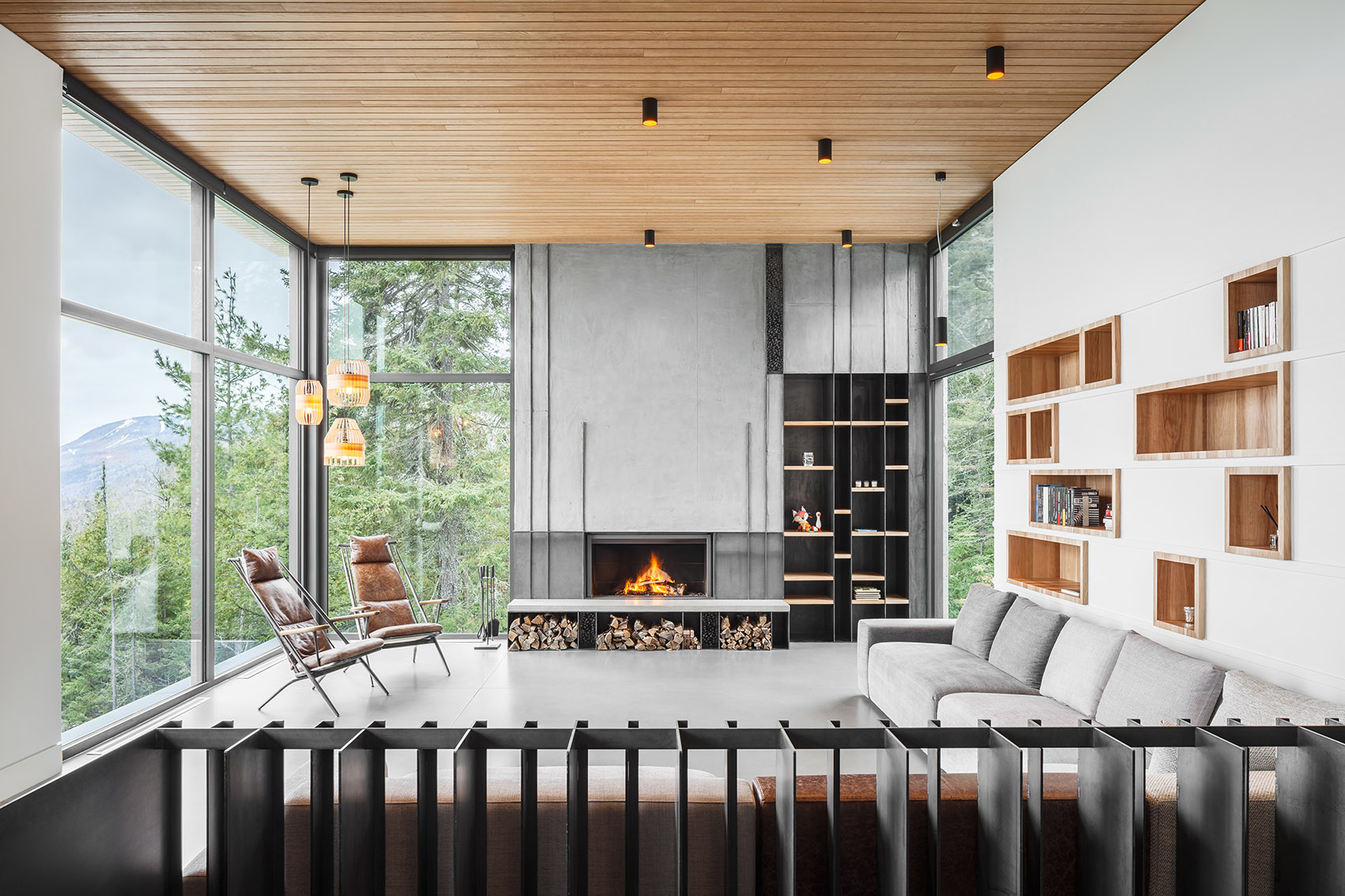 Long Horizontals by Thellend Fortin Architects - 谷德设计网