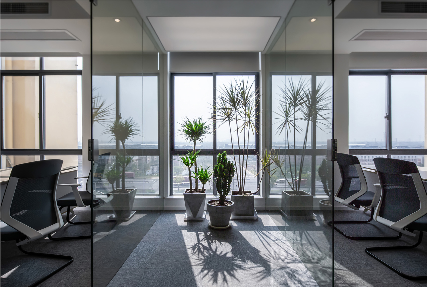 Hongyue E-commerce Office, China by Hangzhou SSDesign - 谷德设计网