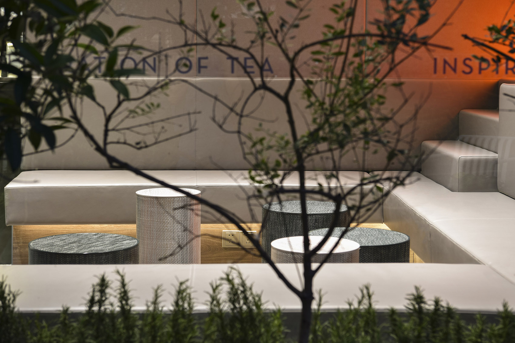 A Boutique Shop Design for HEYTEA in Shanghai, China by Nota Architects ...