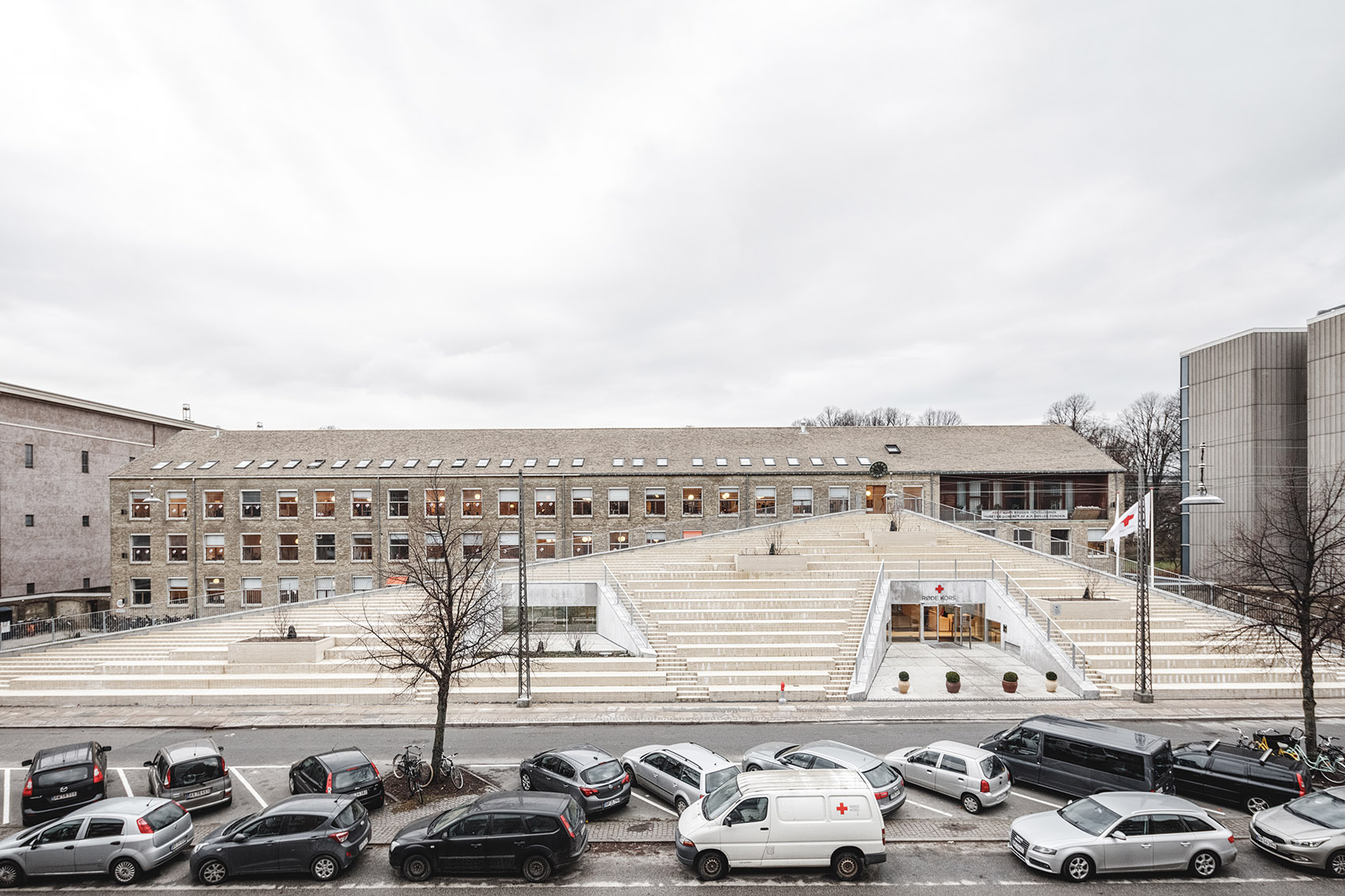 Red Cross Volunteer House by COBE - 谷德设计网