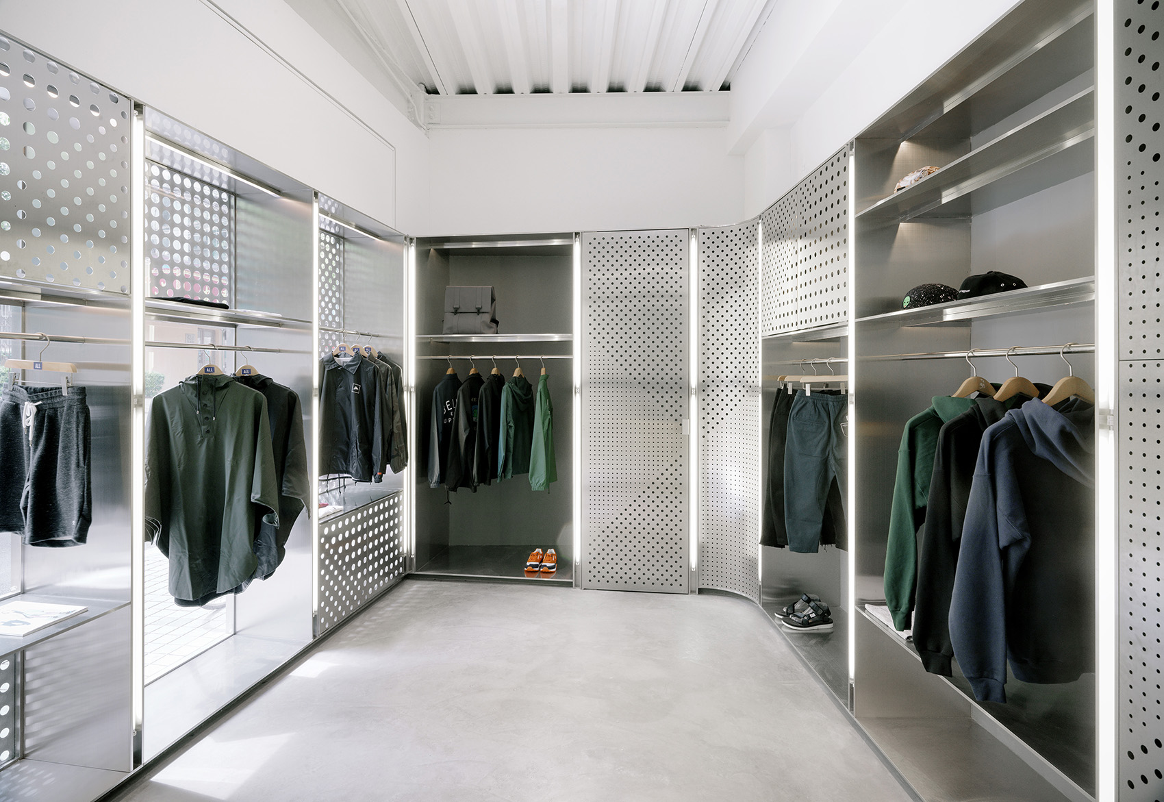 ALL SH collection store, China by Linehouse - 谷德设计网