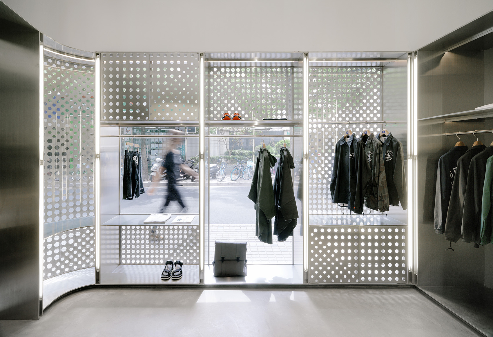 ALL SH collection store, China by Linehouse - 谷德设计网