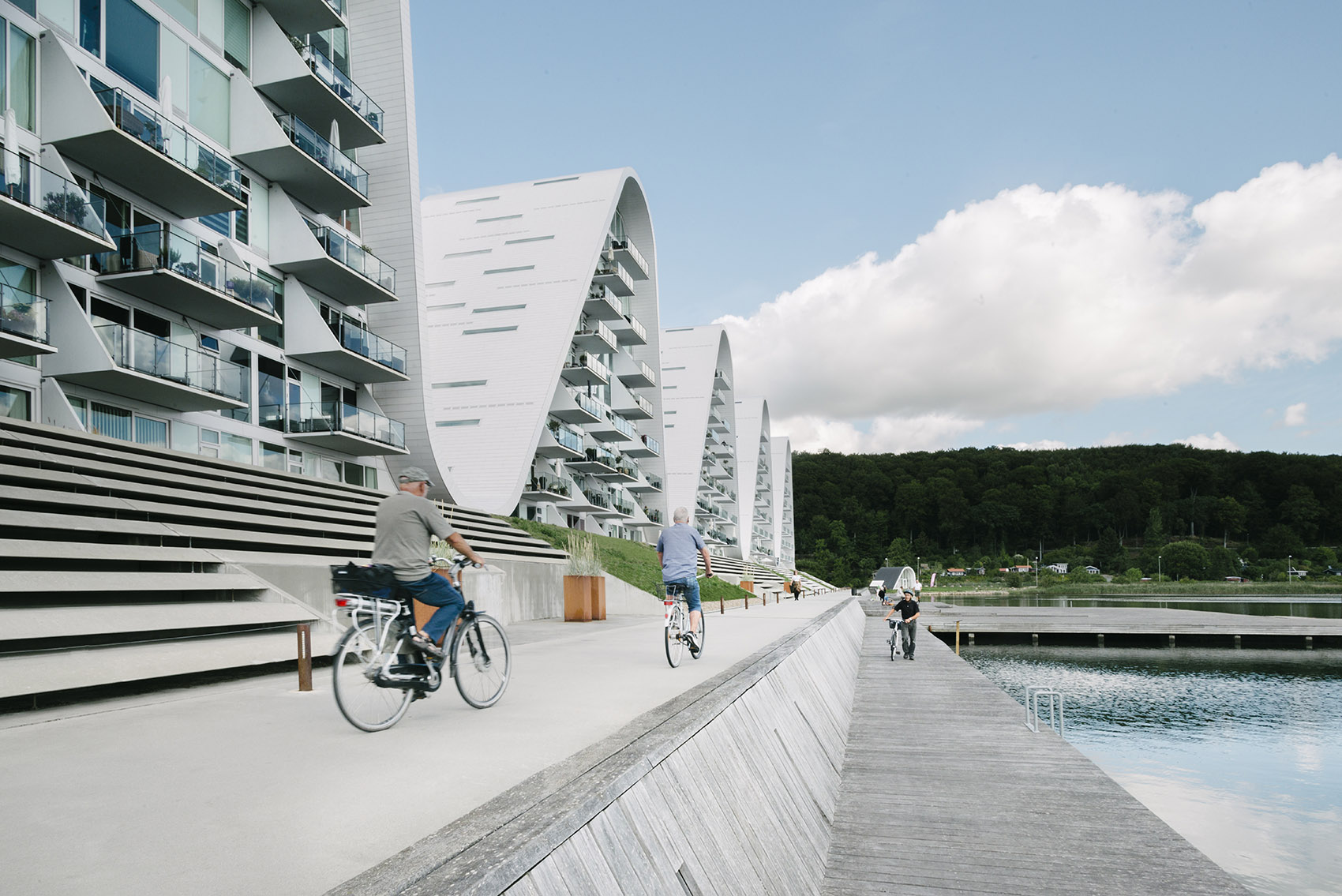 The Wave Apartment by Henning Larsen - 谷德设计网