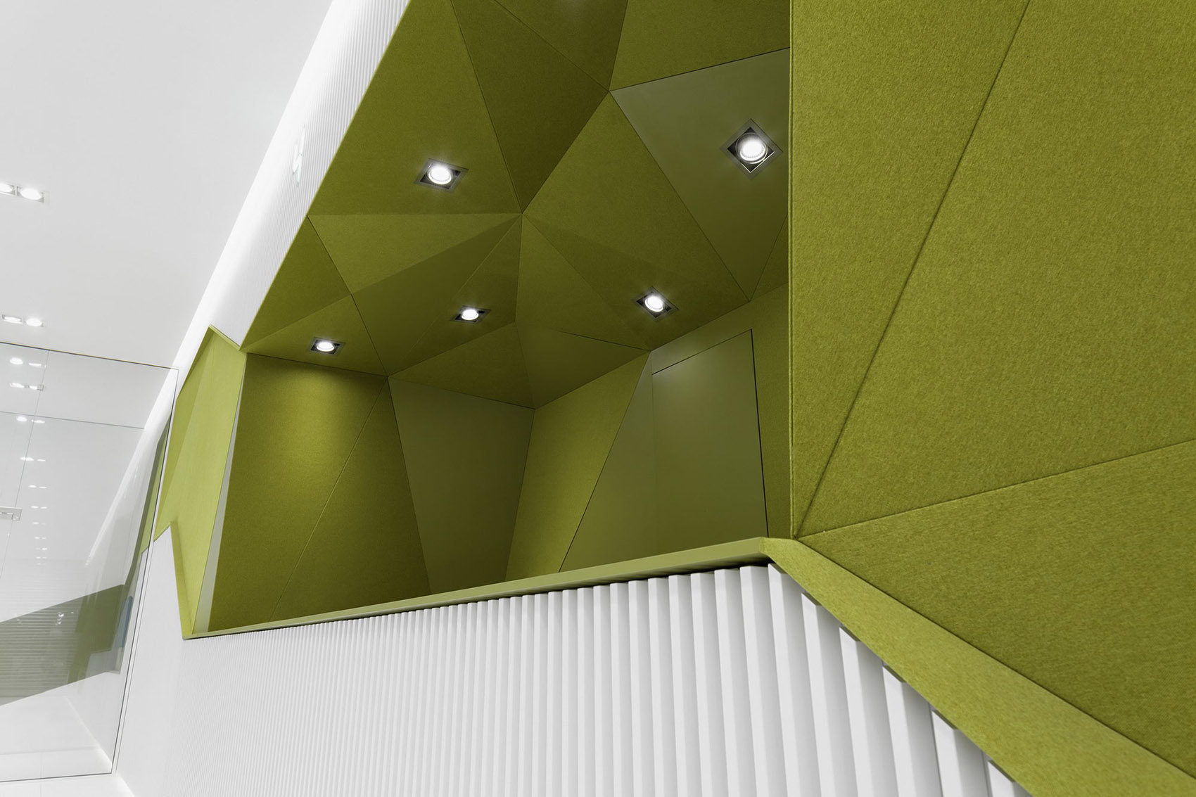 Flagship Branch Bank DSK by DA architects - 谷德设计网