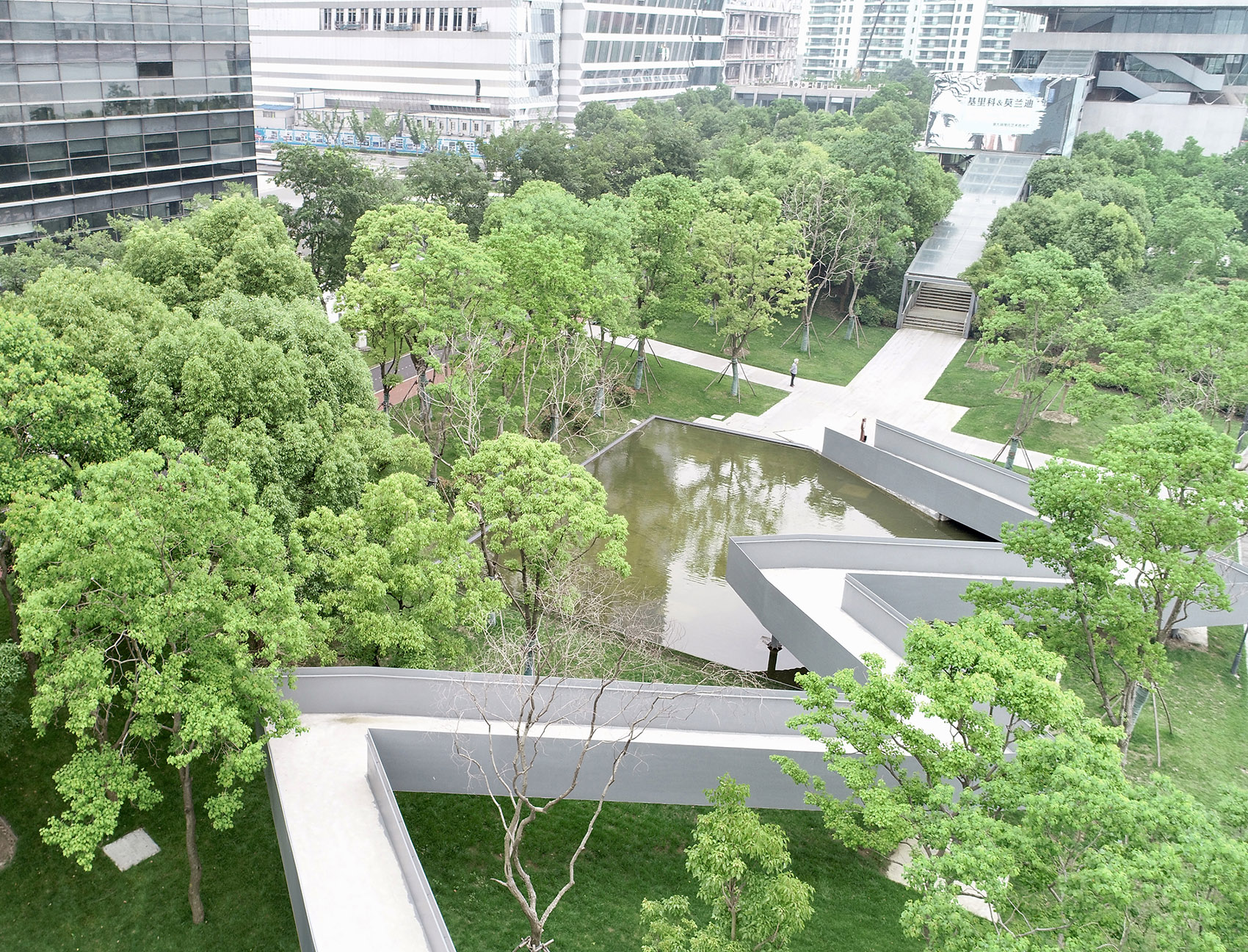 Shanghai MOMA Museum Waterfront Park, China by YIYU design - 谷德设计网