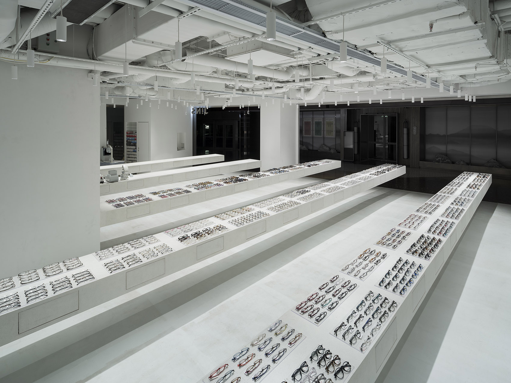 JINS SWFC Shop, China by junya. ishigami+associates - 谷德设计网