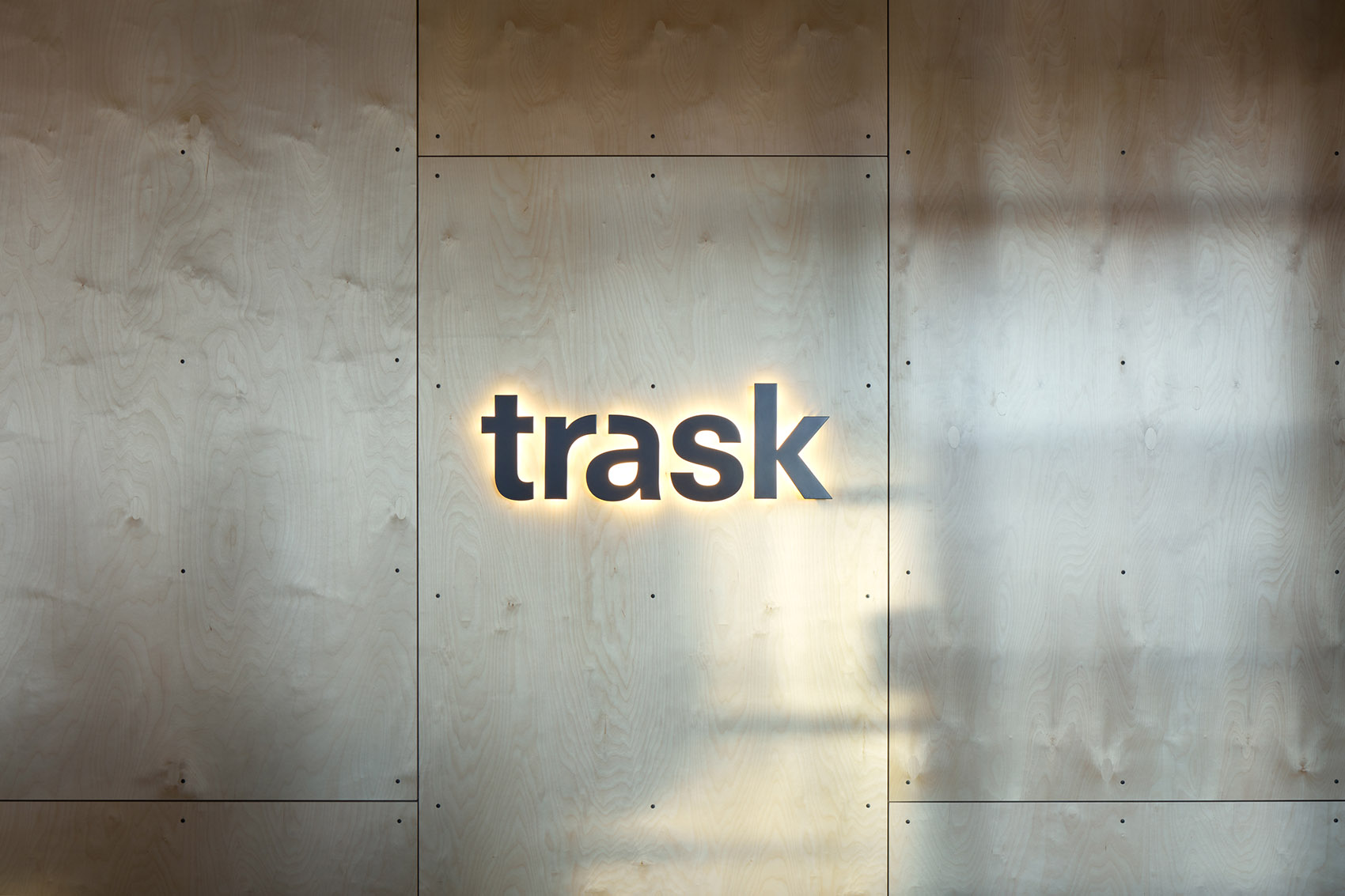 Trask solution a.s. office by Studio Perspektiv s.r.o. - 谷德设计网