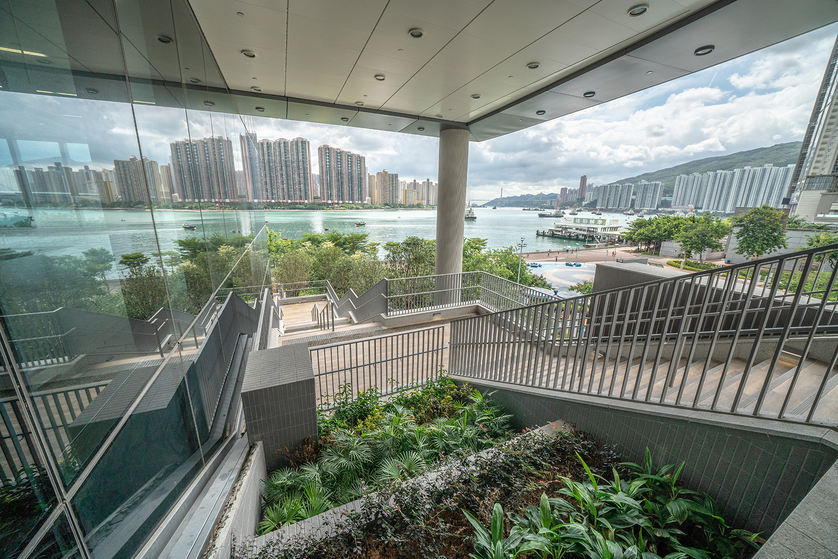 Tsuen Wan Sports Centre by LWK + PARTNERS - 谷德设计网