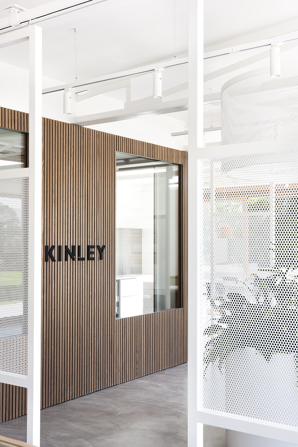 Kinley Cricket Club by Winter Architecture - 谷德设计网
