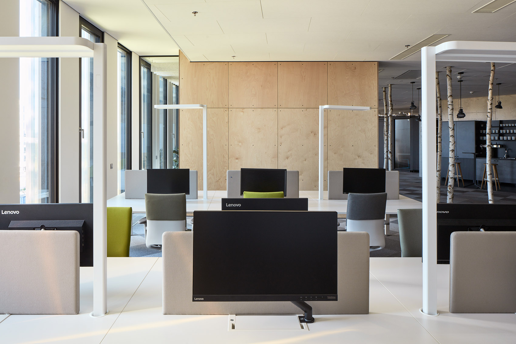 Trask solution a.s. office by Studio Perspektiv s.r.o. - 谷德设计网