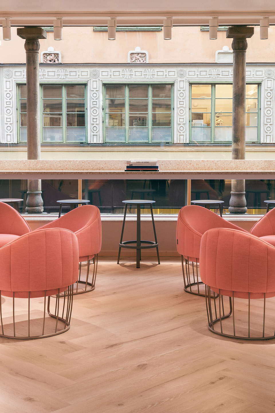 Gina Tricot concept store by Note Design Studio and Open Studio - 谷德设计网