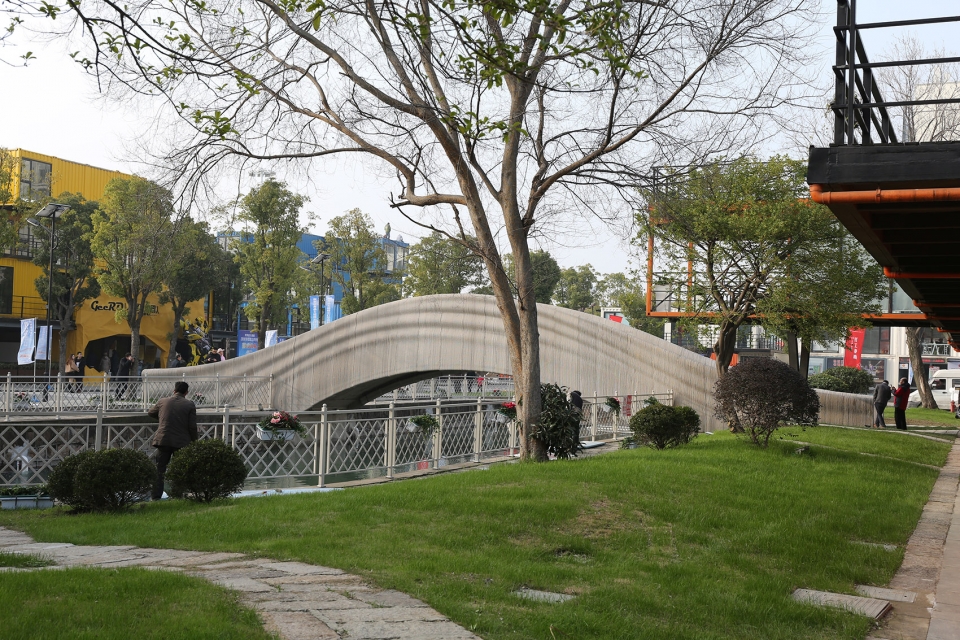 The world’s largest concrete 3D printed pedestrian bridge, China by ...