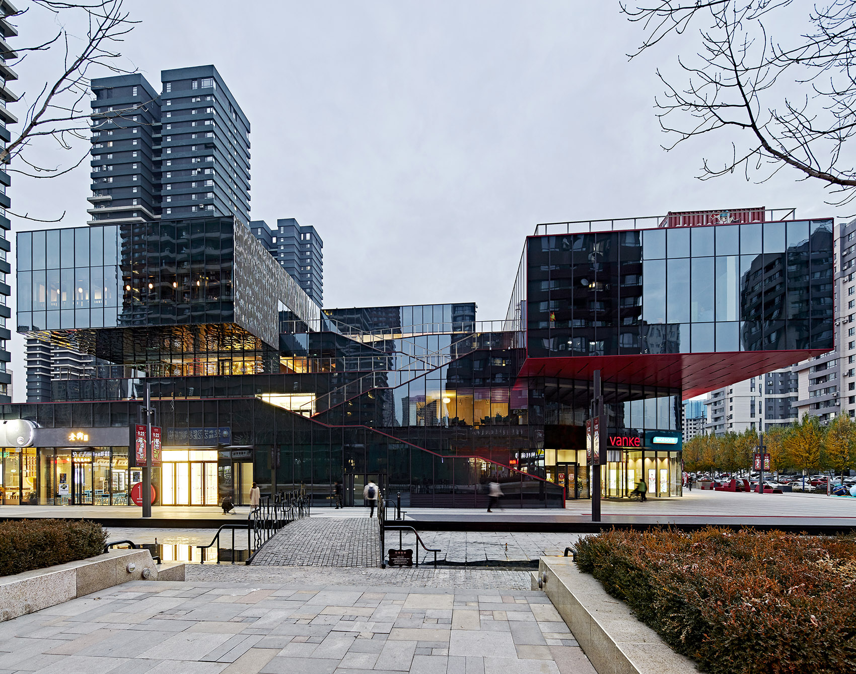 Play Stack Mall, China by CLOU - 谷德设计网