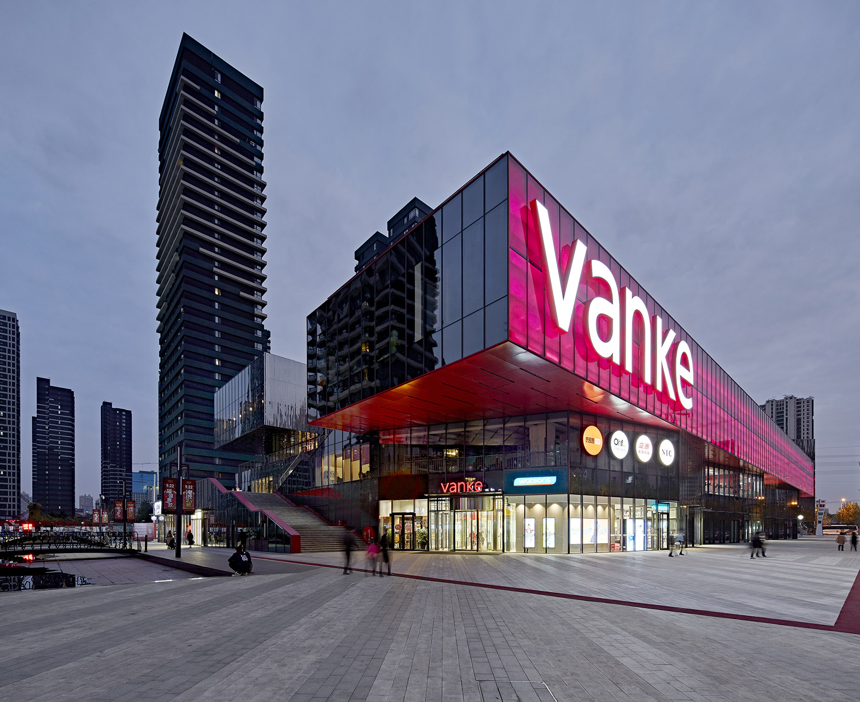 Play Stack Mall, China by CLOU - 谷德设计网