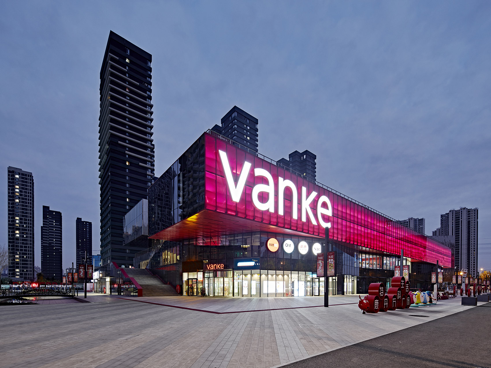 Play Stack Mall, China by CLOU - 谷德设计网