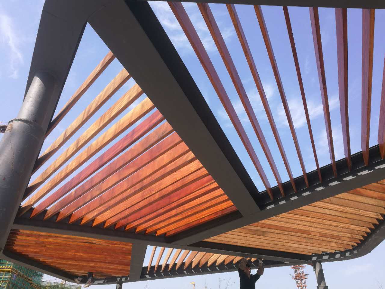 Green axis of Nengda Business District, China by L&A Design - 谷德设计网