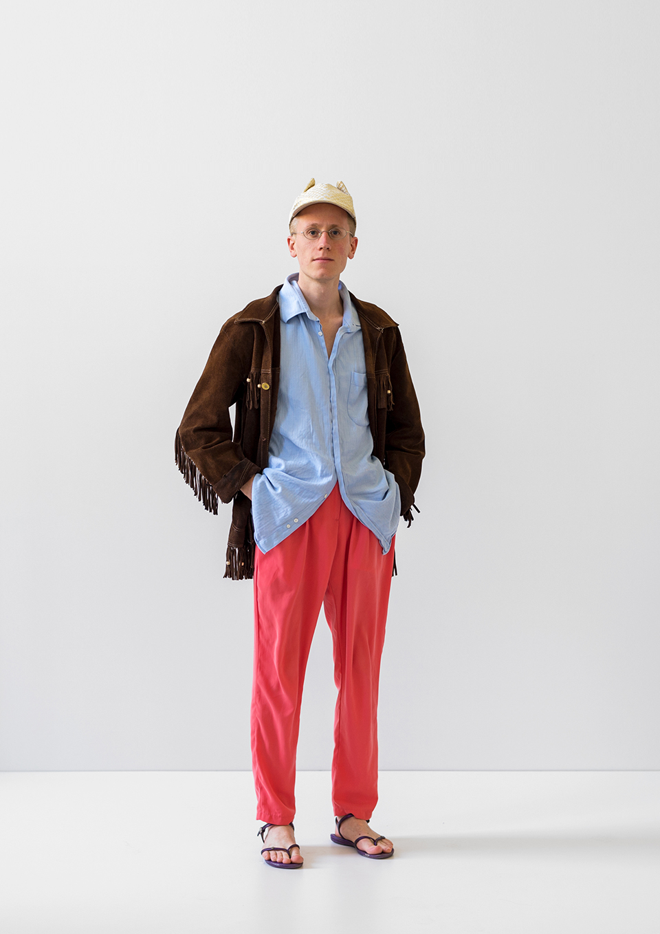 Selbstportrait by Simon Freund - 谷德设计网