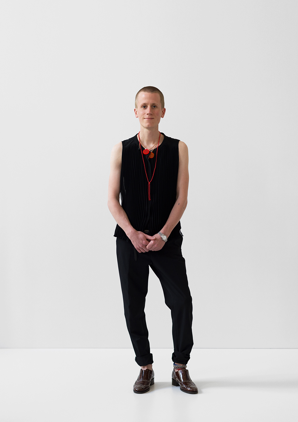 Selbstportrait by Simon Freund - 谷德设计网