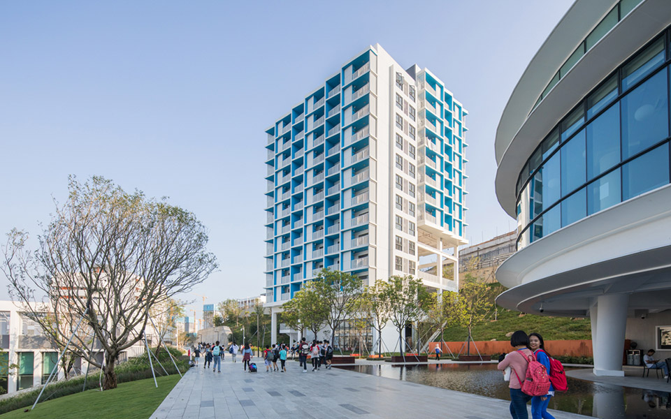 Basis International School Park Lane Harbour, China by ZHUBO-AAO - 谷德设计网