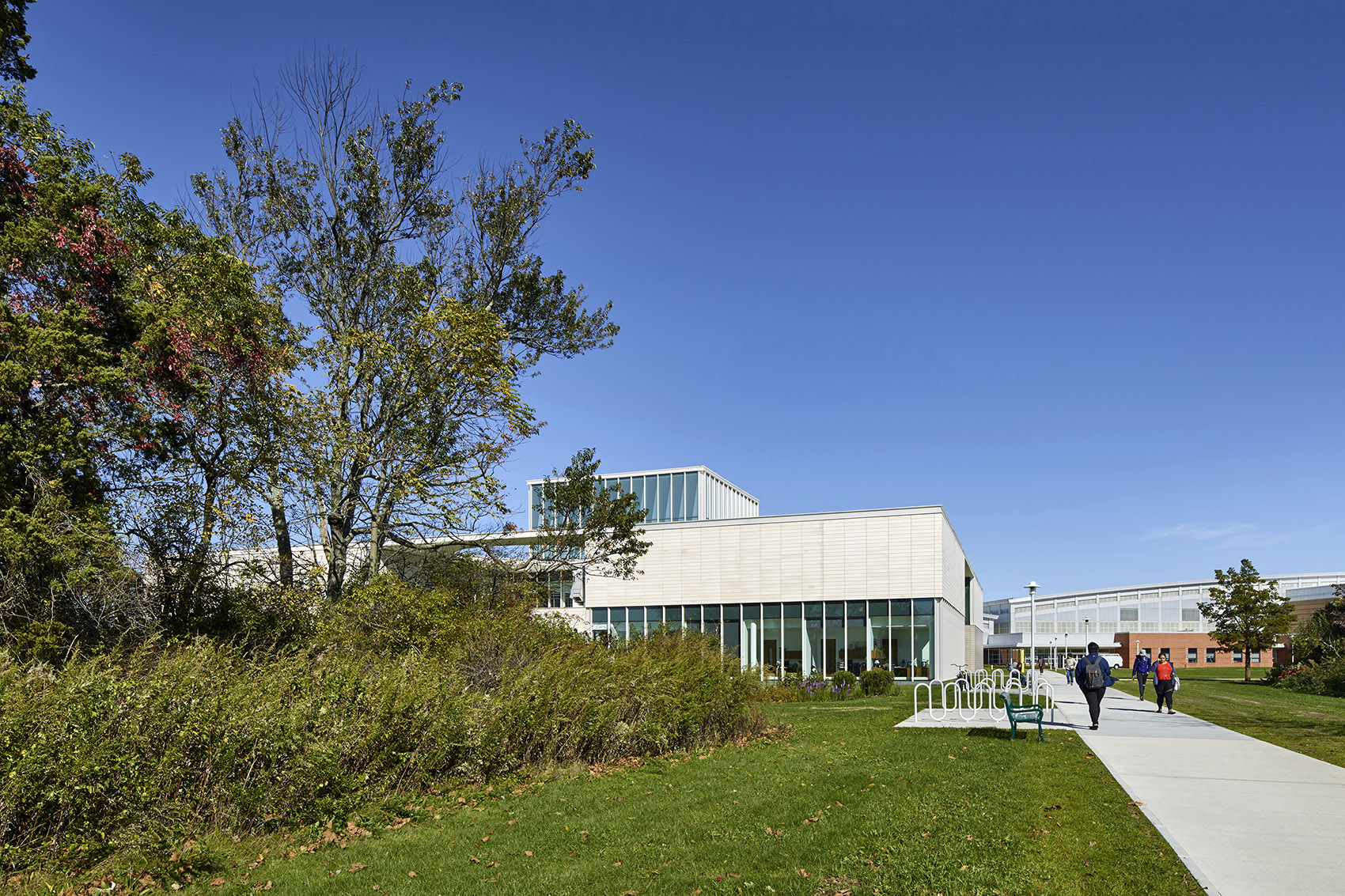 Learning Resource Center by ikon.5 architects - 谷德设计网