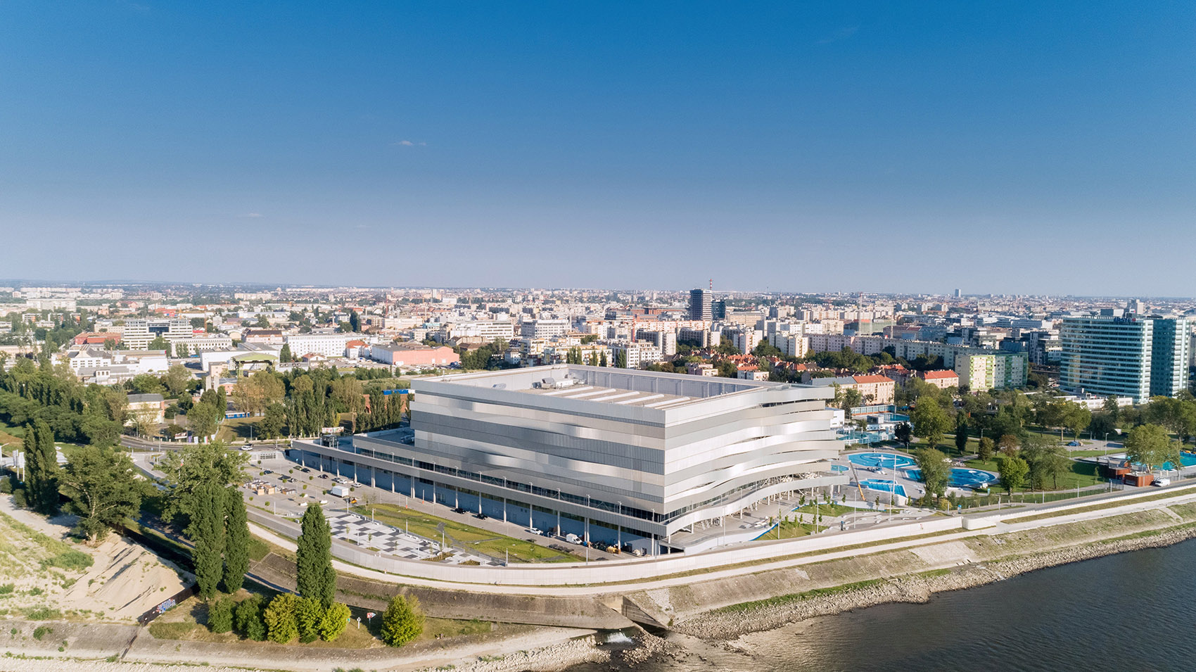 Duna Arena by NAPUR Architect Ltd. - 谷德设计网