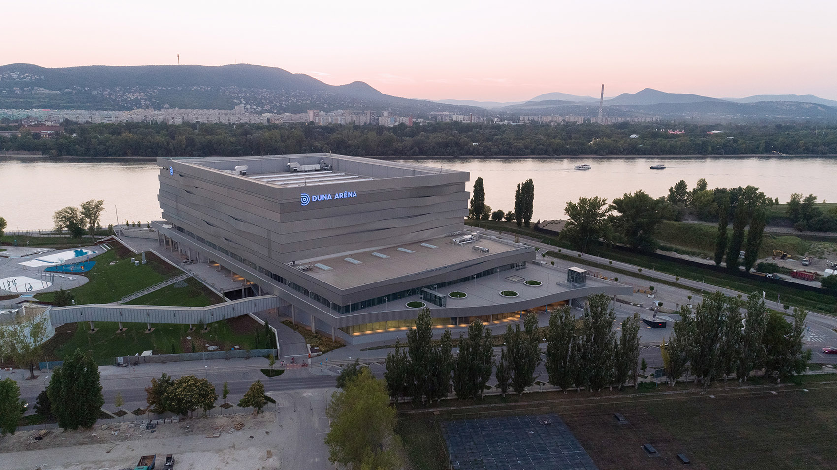 Duna Arena by NAPUR Architect Ltd. - 谷德设计网