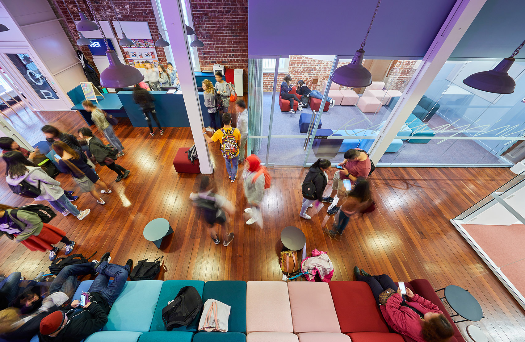 EF International Language Center, Perth, Australia by ZMHD - 谷德设计网