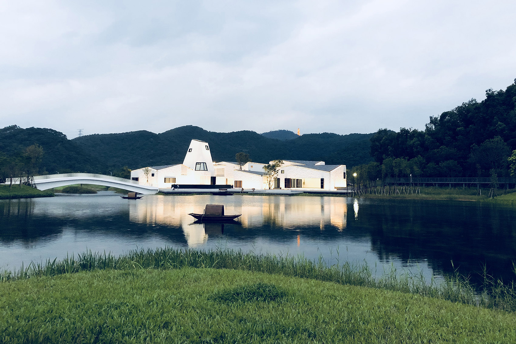 Yun Shang Xi Tang Wetland Resort Complex, China by IAPA - 谷德设计网