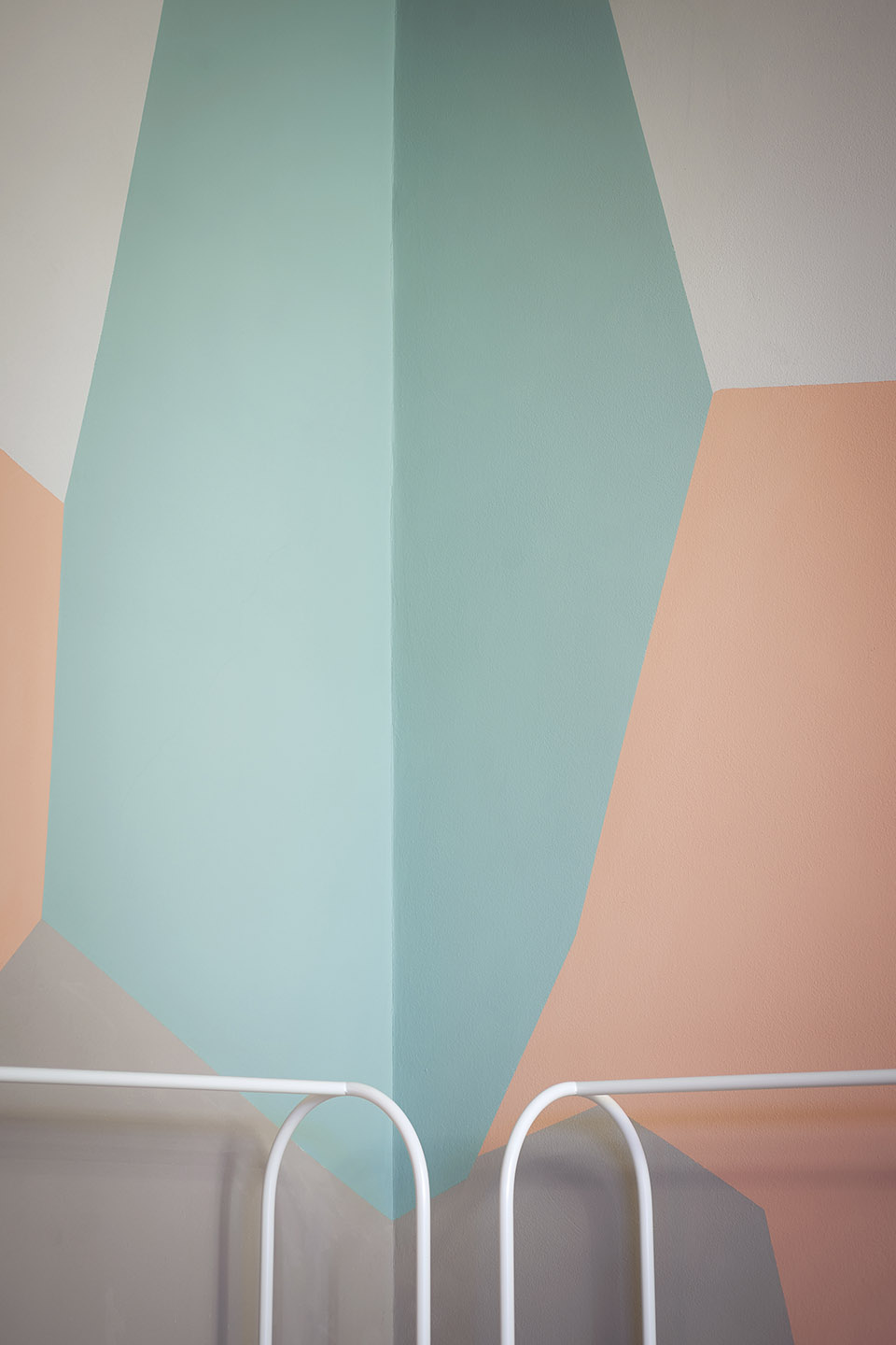 ALYSI Presents COLOUR: UNKNOWN in Collaboration with Studio Fludd - 谷德设计网