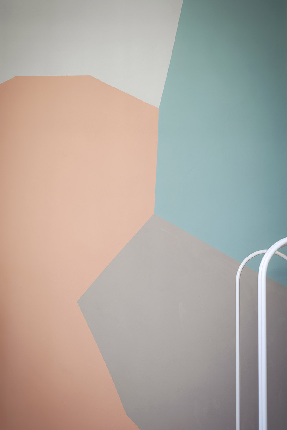 ALYSI Presents COLOUR: UNKNOWN in Collaboration with Studio Fludd - 谷德设计网