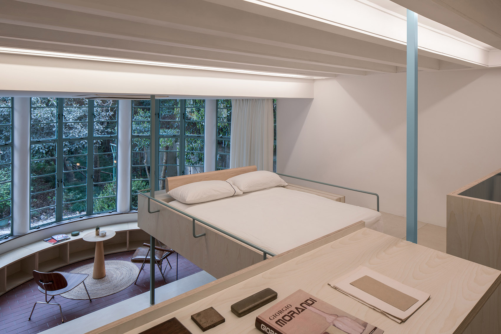 U-shape room, Shanghai, China by Atelier tao+c - 谷德设计网