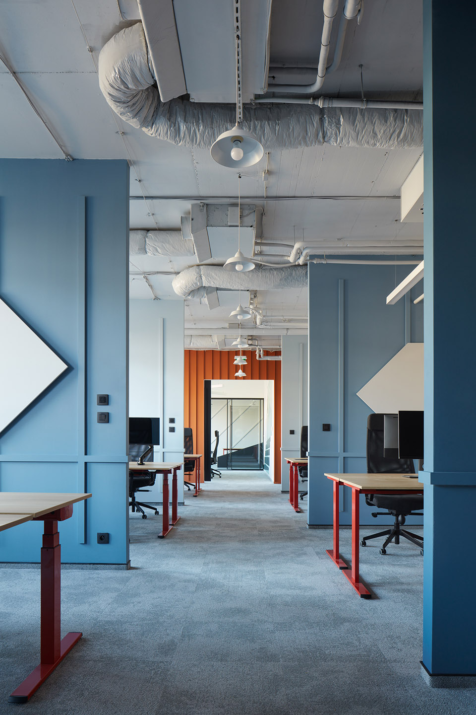 Office interior design for IT company WebSupport by Studio Perspektiv s ...
